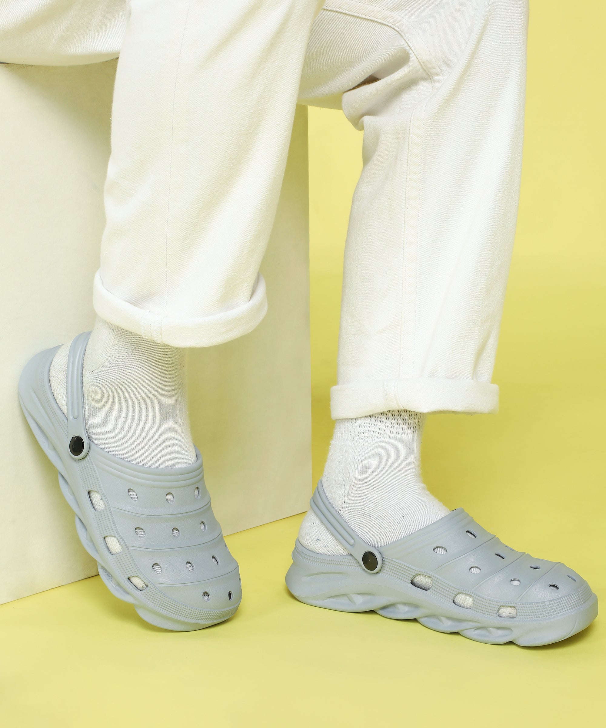 Paragon K10915G Men Casual Clogs | Stylish, Anti-Skid, Durable | Casua ...